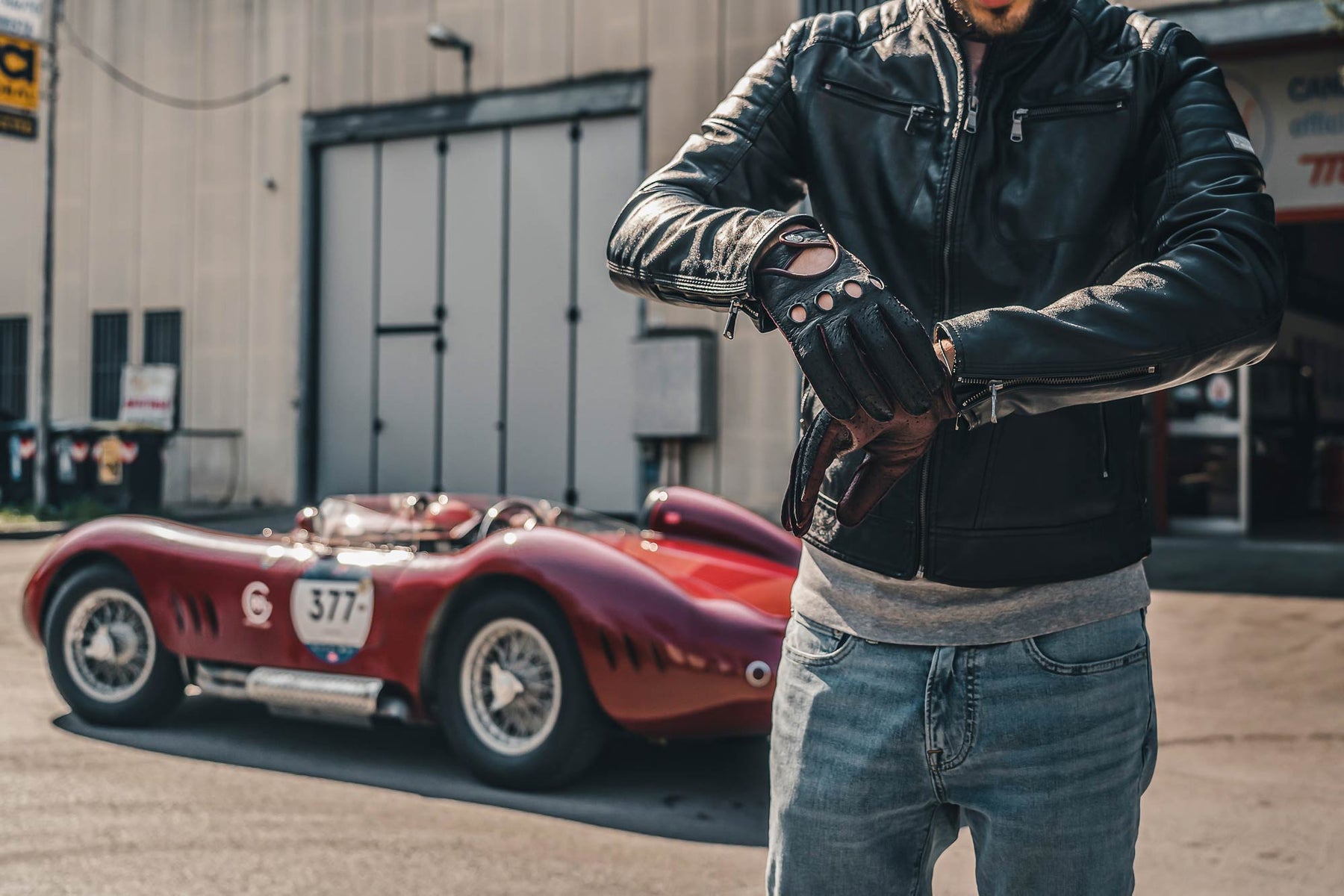 Classic men's leather driving gloves collection